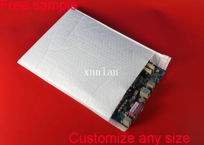 China 2 Sealing Sides Shipping Bubble Mailers Shiny Foil Wrap Envelopes 8 * 6 Inch Metallic for sale