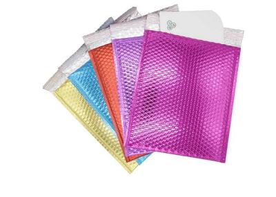 China O LDPE metálico de Pantone dos encarregados do envio da correspondência da bolha do encanto A4 coloriu encarregados do envio da correspondência do invólucro com bolhas de ar à venda
