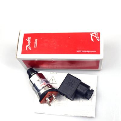 China Danfoss Pressure transmitter, MBS 3300 060G5636, -1.00 bar - 5.00 bar, -14.50 psi - 72.50 psi for sale