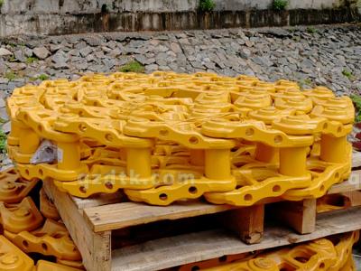 Cina Assemblea 9W9353 della catena della pista di Track Link E320 dell'escavatore del gatto 320 in vendita