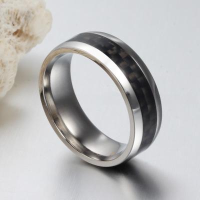 Cina 8mm in acciaio inossidabile in fibra di carbonio con fascia di matrimonio lucidata per uomini e donne in vendita