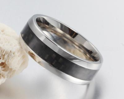 Cina 8mm in acciaio inossidabile in fibra di carbonio con fascia di matrimonio lucidata per uomini e donne in vendita