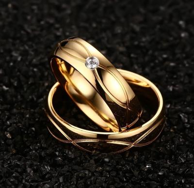 Cina Anelli di promessa in acciaio inossidabile CZ bianco riempito d'oro per coppie in vendita