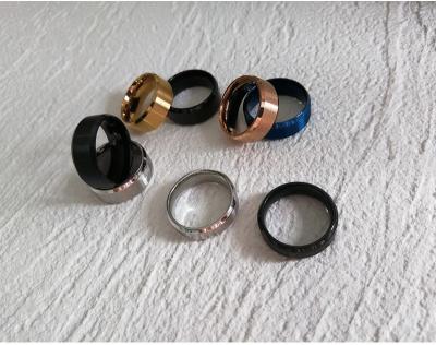 Cina Anelli in acciaio inossidabile per matrimonio, semplici, smussati, finitura opaca spazzolata, 8mm 6mm, per anniversario in vendita