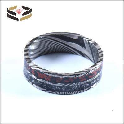 Cina Fedi Nuziali Rotonde e Piatti in Acciaio Damasco da Uomo 8mm con Intarsio di Meteorite e Osso di Dinosauro in vendita