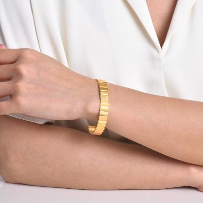 Cina Braccialetto in acciaio inossidabile con fascia verticale regolabile per uomini donne in vendita