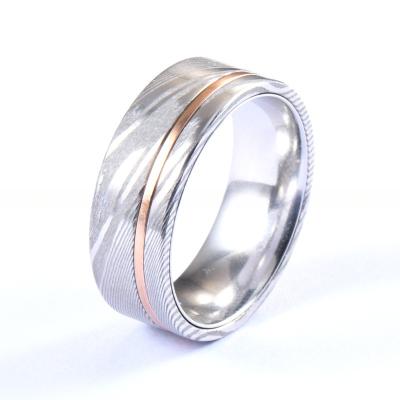 Cina Anelli da uomo in acciaio damasco da 8 mm con anima in tungsteno e intarsio in rame in vendita