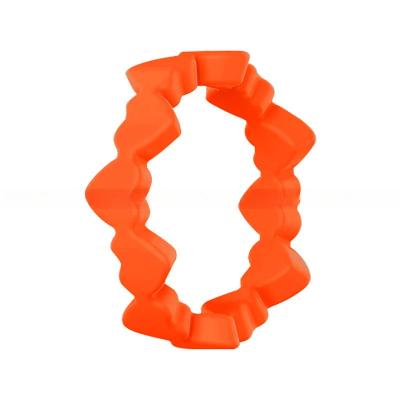 Cina Fedi nuziali in silicone a forma di cuore sottile da donna, larghezza 6 mm, spessore 2 mm in vendita
