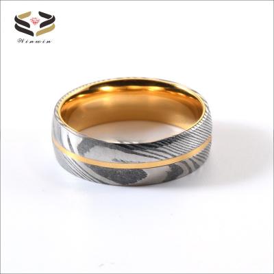 Cina Anelli da uomo in acciaio damasco lucido con nucleo in tungsteno dorato intarsiato scanalato in vendita