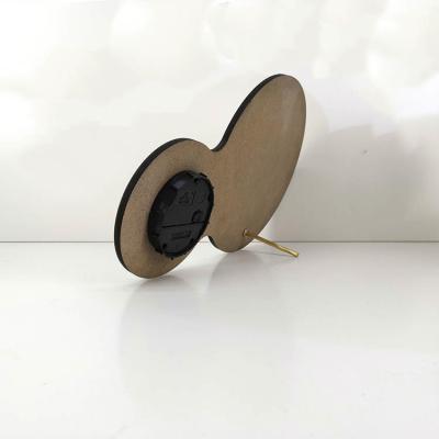 Cina Orologio di legno bianco lucido della Tabella di 134g Digital in vendita