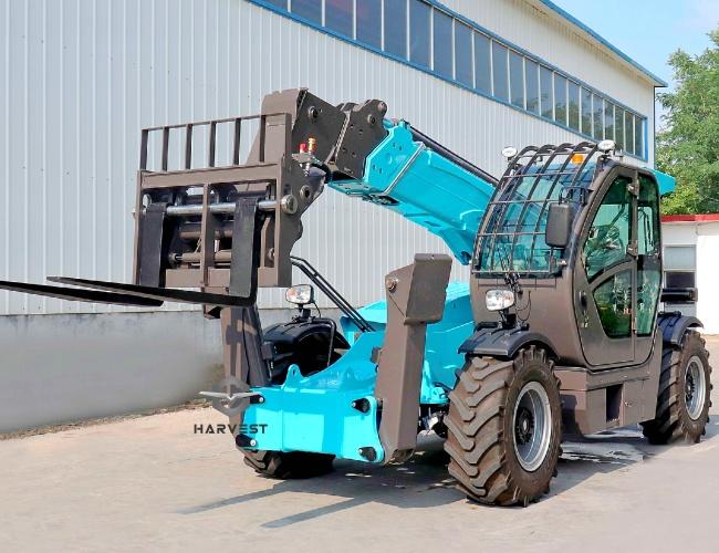 4x4 3.5 Ton 10m Telehandler with Cummins Engine for Construction Hot Sale in Saudi Arabia 7