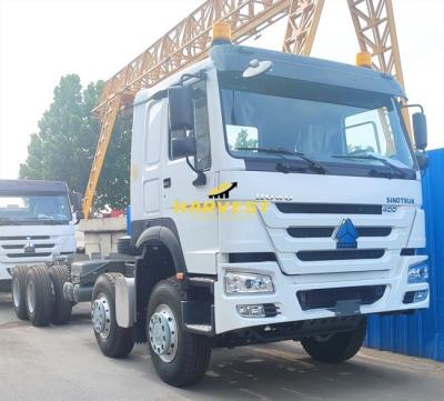 중국 핫 세일 Sinotruk Howo 8x4 디젤 400hp 헤비 듀티 카고 트럭 섀시 판매용