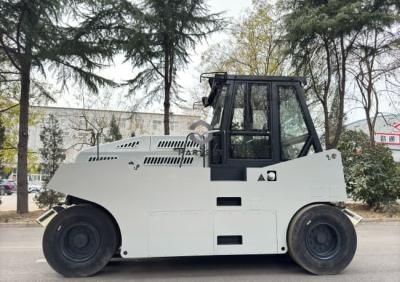 중국 LTP1016H 수압 공기 타이어 도로 롤러와 Cummins 엔진 75kw 판매용