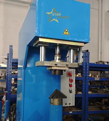 China Máquina de prensagem de ângulo eficiente e inteligente para equipamentos manuais de cozinha à venda
