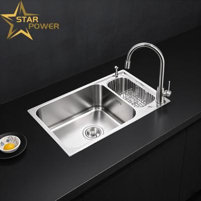 China 304 Thickened Handmade Sink Kitchenware Smooth Surface Easy To Clean for sale
