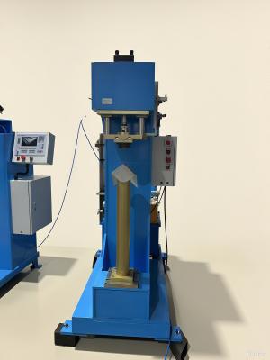 Китай Автоматическая машина для прессования и формовки нижних углов картонных коробок продается