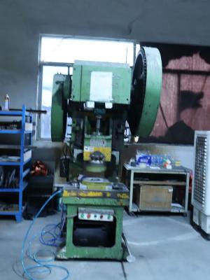 China CNC Servo Punch Press 1250 kN Force for Sheet Metal Fabrication for sale