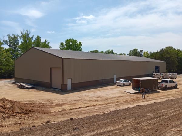 Quality Rockwool Insulation Metal Warehouse Building Steel Structure With Round Bar for sale