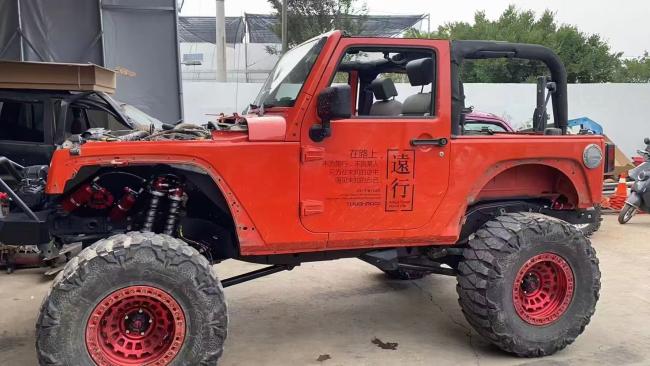Double Coilover Suspension installation view 1