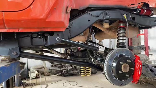 Double Coilover Suspension installation view 5