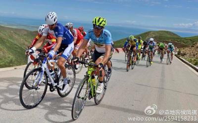 China Super Lightweight Carbon Fiber Bike Wheels , 700c Carbon Tubular Wheelset for sale