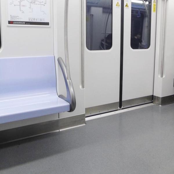 Plancher en vinyle pour bus, plancher de sécurité commerciale avec dos de feutre homogène