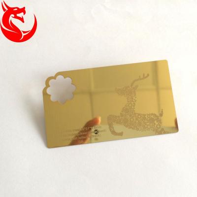 Cina Biglietti da visita dell'oro anodizzati taglio del laser con lo specchio su spessore della parte posteriore 0.3mm 0.5mm in vendita