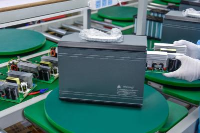 Cina Pacchetto solare della batteria del fosfato del ferro del litio della centrale elettrica 1075WH 1000W della sinusoide pura in vendita