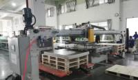 China Wood Board Automatic Loading Machine , Material Handling Lift High Working Accuracy for sale