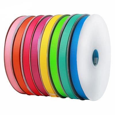 中国 普通のポリエステル グログライン リボン MSD 3-100mm 休日の装飾とプレゼント包装用 販売のため