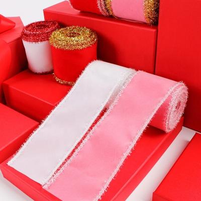 Cina Decorazione di San Valentino da 63 mm, con nastro di filo di velluto bianco di Natale in stile sostenibile in vendita