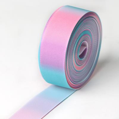 China Multicolore verpakkingsontwerper Grosgrain Cinta lintjes met regenboogpatroon op prijzen Te koop
