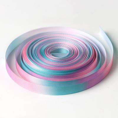 China Multicolore verpakkingsontwerper Grosgrain Cinta lintjes met regenboogpatroon op prijzen Te koop