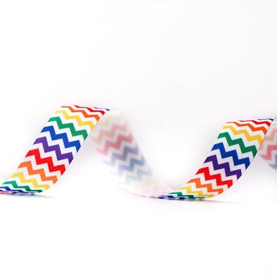 China 25 mm Grosgrain Band mit Moire Expressions Stoff aus 100% Polyester zu verkaufen