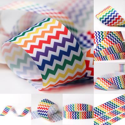 China 25 mm Grosgrain Band mit Moire Expressions Stoff aus 100% Polyester zu verkaufen