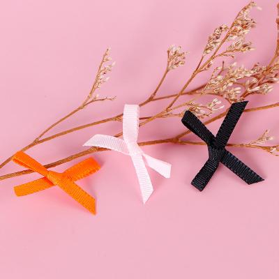 Cina Gioielli a fascia rosa fatti a mano per fai da te Copricapo e abbigliamento per bambini Scatola di nozze in vendita