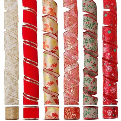 Cina Larghezza 2' 1/2' Riciclata Rossa e Oro Con filo di filo Merry Christmas Ribbon per decorazione dell'albero in vendita