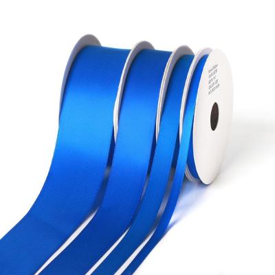 China Faixa de cetim azul de 16 mm para convites de casamento à venda