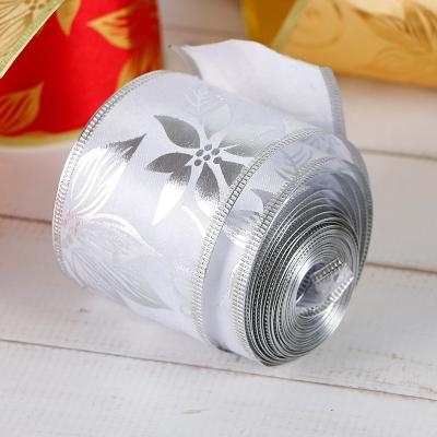 Cina Alta tenacia filo d'oro bordo nastro satinato con oro Natale Disegno regalo decorazione in vendita