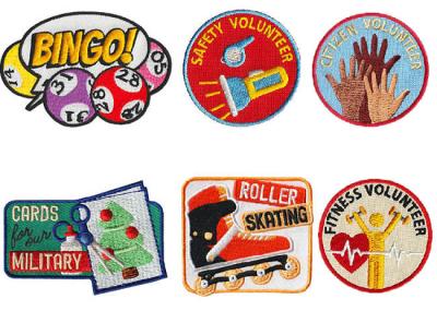 Chine Scout de garçon tissé fait sur commande Uniform Patches Hook et support de boucle à vendre