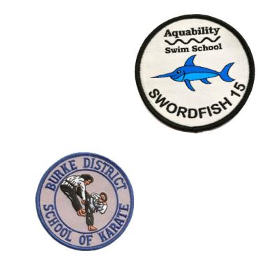 Cina Ferro sull'appoggio dell'uniforme scolastico Logo Patches Pantone Color di 2.99in in vendita