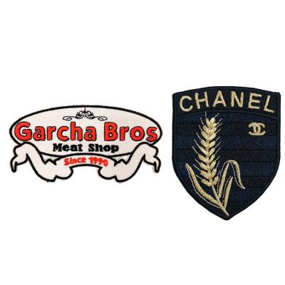 Cina Trasferimento dimensionale di 3 fatti a mano Logo Embroidery Patch Cotton Heat in vendita