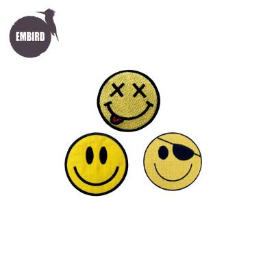 China Waschbarer Smiley Face Custom Embroider Patch für Karikatur Hooide-Kind zu verkaufen