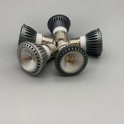 China Aluminum Alloy LED UVB UVA Reptile Light Full Spectrum UVA UVB Light for sale