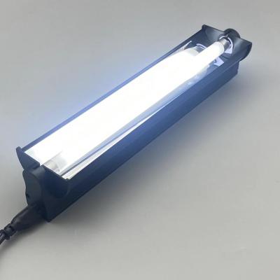 China 8W T5 10.0 UVB Bracket Light Reptile UVB Light Kit The Ultimate UVB Lighting Solution for Reptiles for sale