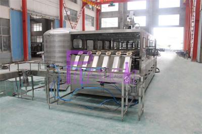 Cina 900BPH automatico macchina di rifornimento dell'acqua da 5 galloni con le linee tipo della pompa 6 di Nanfang in vendita
