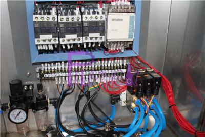 Китай система 3 линейного бочонка воды 5 галлонов 200BPH заполняя в одной структуре продается