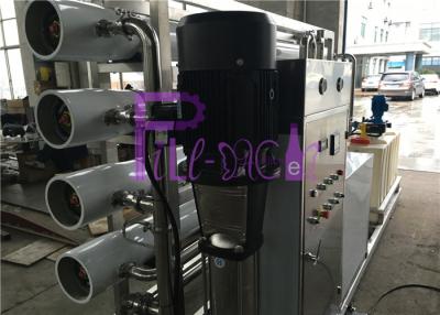 China fibra de vidro 12TPH que abriga o sistema do tratamento da água do RO com o tanque de armazenamento asséptico da água à venda