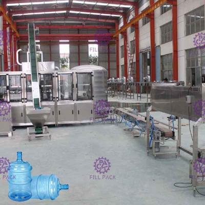 China PLC Control Liquid Filling Machines With Stainless Steel Gallon Holder for sale