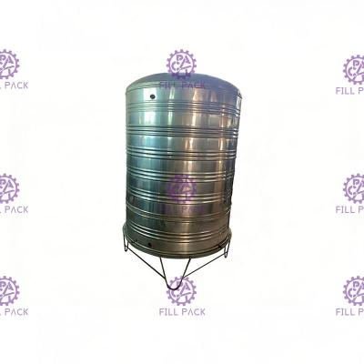 China 2T Drinking / Mineral / Pure Water Storage Tank Stainless Steel 304 for sale